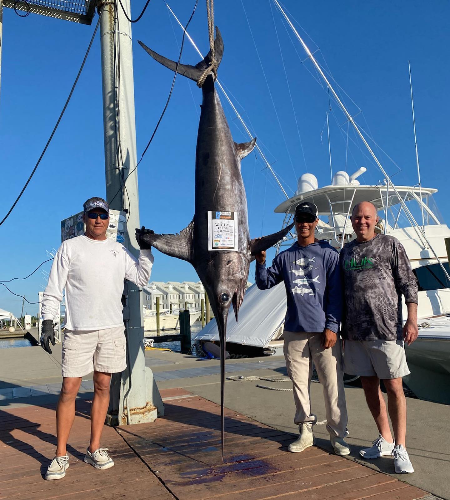 2021 MONGO: A Record Breaker - Fish Travel Eat